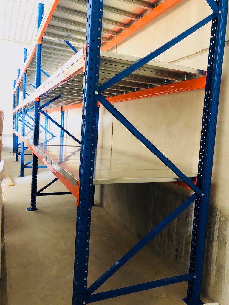 HEAVY DUTY RACKING 900(D)X2400(W)X2500MM(H)